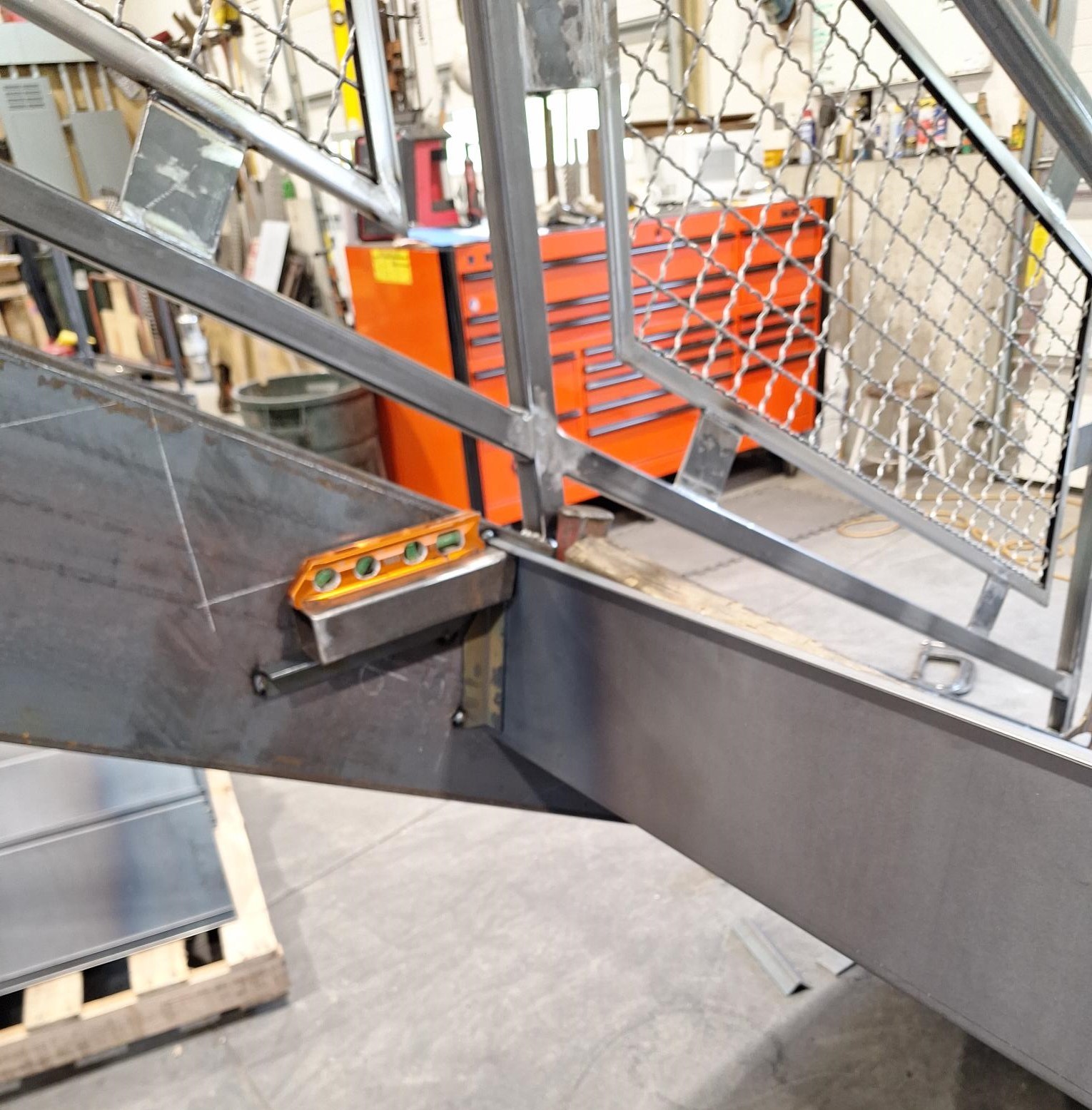 Designing Staircases: Dimensions, Angles & Landings - SCC